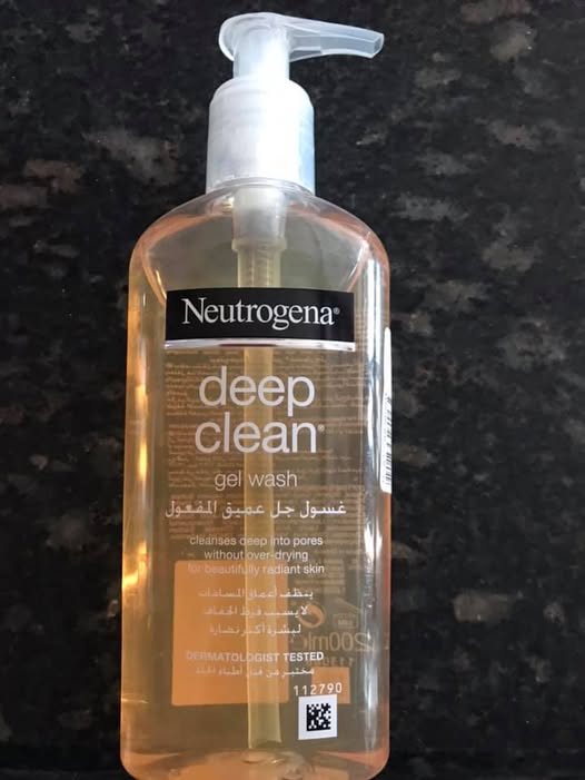 Neutrogena Deep Clean Gel Wash Â– Oil-Free Daily Facial Cleanser for ...